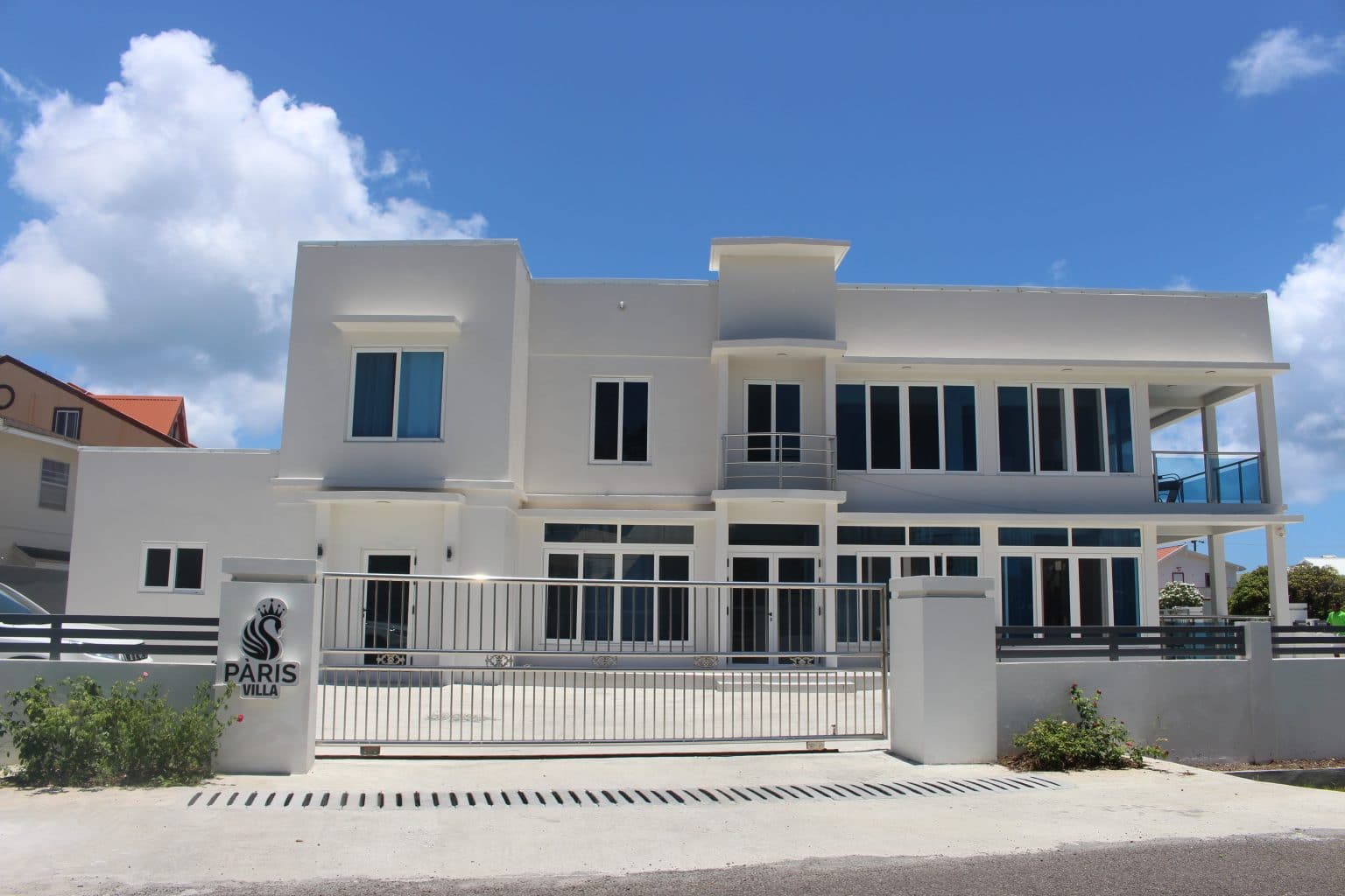 About Us - The Paris Villas